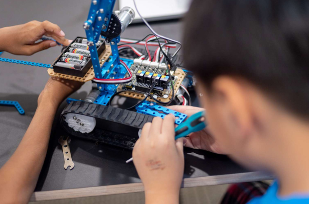Istem Robotics Education